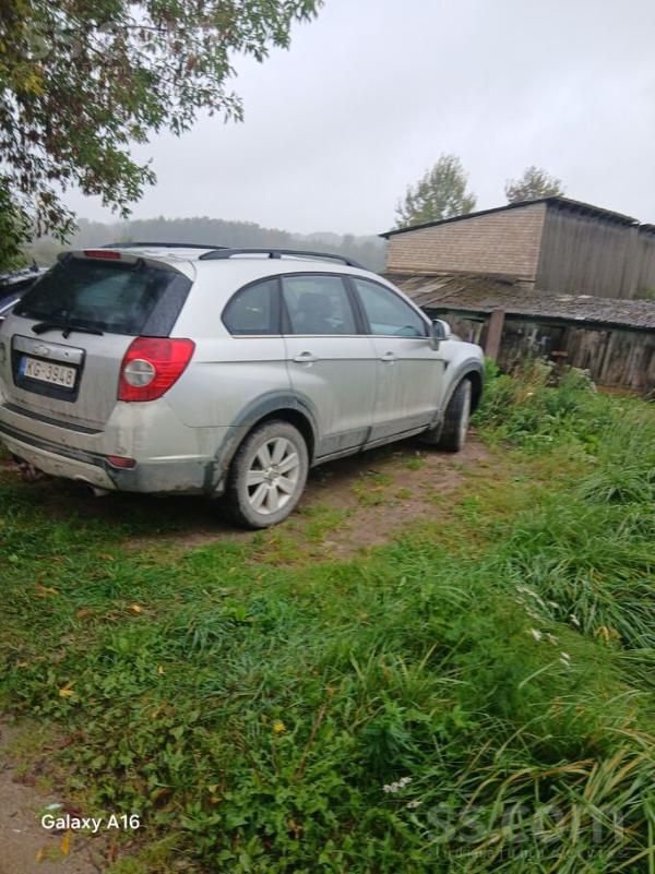 Chevrolet Captiva 2006 Krāslava vietnē Pelēks Chevrolet Captiva 2006 Krāslava, ar dzinēja tilpumu 2.00 L un nobraukumu 356 tūkst. km par 1700 €, foto 4 vietnē AUTOMOTO.COM.LV