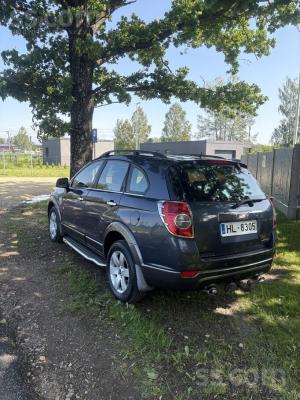 Pelēks Chevrolet Captiva 2007 Rīga, ar dzinēja tilpumu 2.00 L un nobraukumu 201 tūkst. km par 3300 €, foto 6 vietnē AUTOMOTO.COM.LV