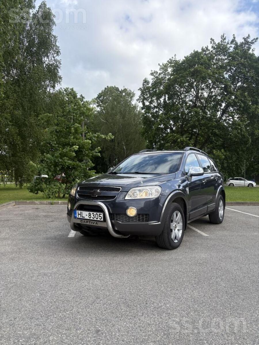 Pelēks Chevrolet Captiva 2007 Rīga, ar dzinēja tilpumu 2.00 L un nobraukumu 201 tūkst. km par 3000 €, foto 3 vietnē AUTOMOTO.COM.LV