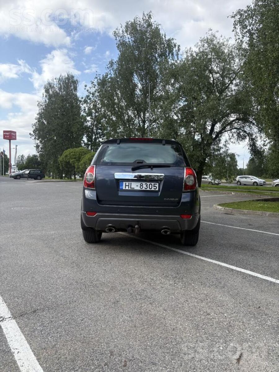 Pelēks Chevrolet Captiva 2007 Rīga, ar dzinēja tilpumu 2.00 L un nobraukumu 201 tūkst. km par 3000 €, foto 8 vietnē AUTOMOTO.COM.LV