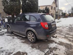 Grey Chevrolet Captiva 2007 in Jelgava, with an engine capacity of 2.00 L and mileage of 292 thousand km for 2750 €, photo 2 on AUTOMOTO.COM.LV