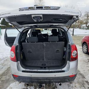 Grey Chevrolet Captiva 2007 in Ukmerge, with an engine capacity of 2.40 L and mileage of 246 thousand km for 2700 €, photo 9 on AUTOMOTO.COM.LV