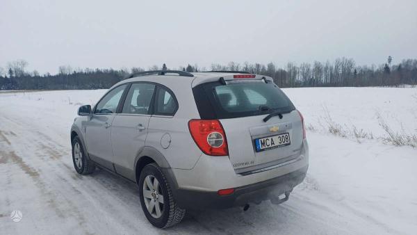 Pelēks Chevrolet Captiva 2007 Rokiškis, ar dzinēja tilpumu 1.99 L un nobraukumu 182 tūkst. km par 3200 €, foto 6 vietnē AUTOMOTO.COM.LV