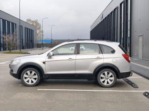 Grey Chevrolet Captiva 2007 in Vilnius, with an engine capacity of 2.00 L and mileage of 269 thousand km for 3000 €, photo 3 on AUTOMOTO.COM.LV
