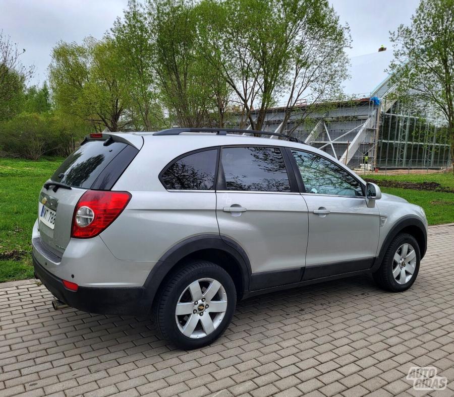 Grey Chevrolet Captiva 2007 in Siauliai, with an engine capacity of 2.00 L and mileage of 250 thousand km for 2550 €, photo 6 on AUTOMOTO.COM.LV