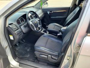 Grey Chevrolet Captiva 2007 in Siauliai, with an engine capacity of 2.00 L and mileage of 250 thousand km for 2550 €, photo 10 on AUTOMOTO.COM.LV