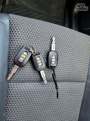 Grey Chevrolet Captiva 2007 in Siauliai, with an engine capacity of 2.00 L and mileage of 250 thousand km for 2550 €, photo 27 on AUTOMOTO.COM.LV