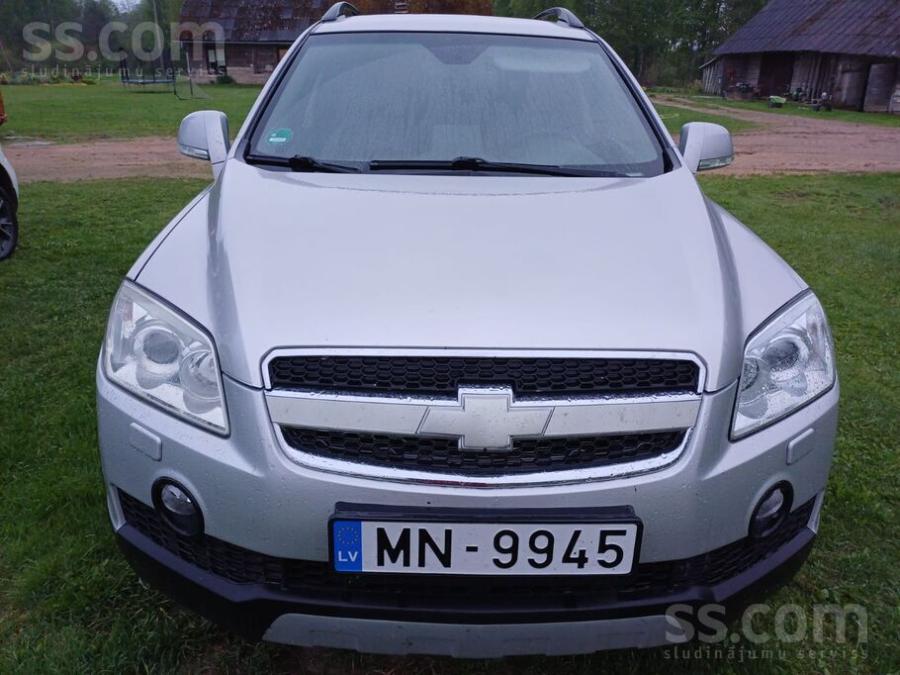 Grey Chevrolet Captiva 2007 in Bauska, with an engine capacity of 2.00 L and mileage of 287 thousand km for 2500 €, photo 9 on AUTOMOTO.COM.LV