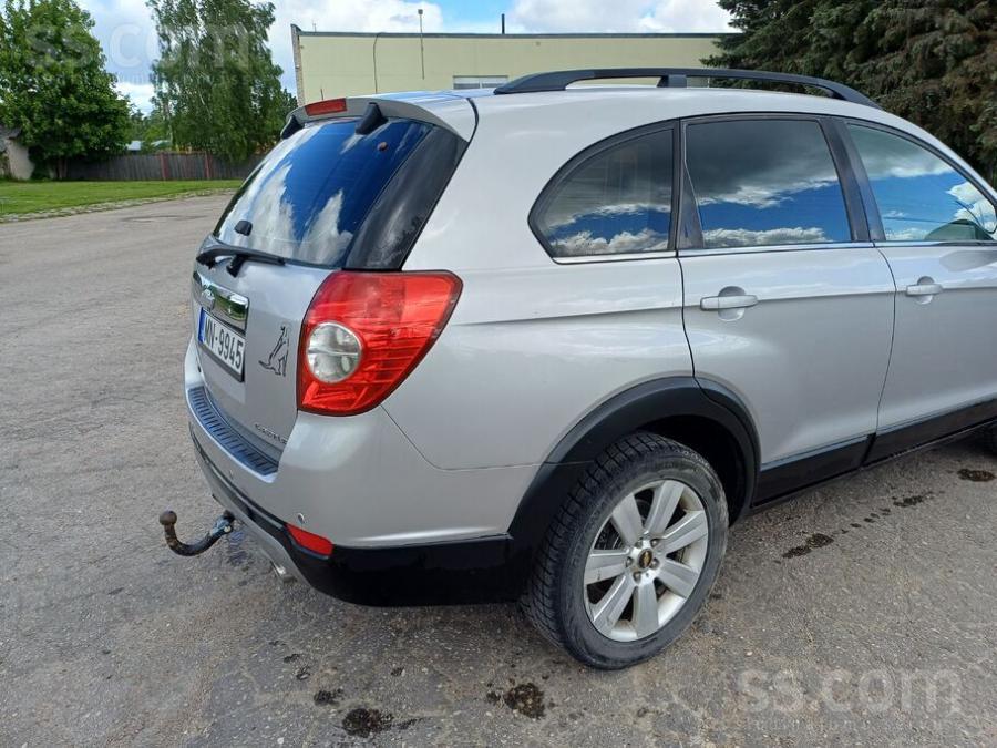 Pelēks Chevrolet Captiva 2007 Bauska, ar dzinēja tilpumu 2.00 L un nobraukumu 287 tūkst. km par 1995 €, foto 12 vietnē AUTOMOTO.COM.LV