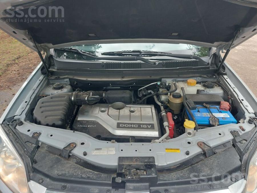 Pelēks Chevrolet Captiva 2007 Ogre, ar dzinēja tilpumu 2.40 L un nobraukumu 171 tūkst. km par 1900 €, foto 12 vietnē AUTOMOTO.COM.LV
