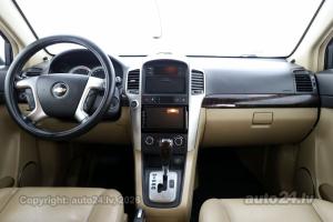 Pelēks Chevrolet Captiva 2007 Tallina, ar dzinēja tilpumu 2.00 L un nobraukumu 242 tūkst. km par 1899 €, foto 6 vietnē AUTOMOTO.COM.LV