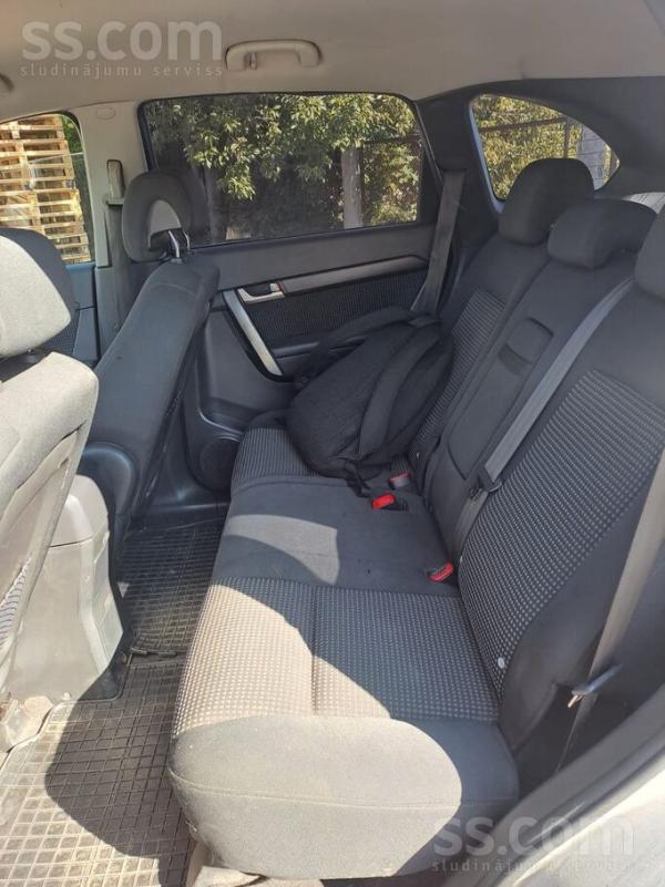 Pelēks Chevrolet Captiva 2007 Tukums, ar dzinēja tilpumu 2.40 L un nobraukumu 229 tūkst. km par 1250 €, foto 11 vietnē AUTOMOTO.COM.LV