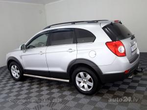 Pelēks Chevrolet Captiva 2007 Tallina, ar dzinēja tilpumu 2.00 L un nobraukumu 246 tūkst. km par 1499 €, foto 5 vietnē AUTOMOTO.COM.LV