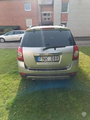 Pelēks Chevrolet Captiva 2007 Radviliškis, ar dzinēja tilpumu 2.00 L un nobraukumu 328 tūkst. km par 1500 €, foto 5 vietnē AUTOMOTO.COM.LV