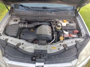 Pelēks Chevrolet Captiva 2007 Radviliškis, ar dzinēja tilpumu 2.00 L un nobraukumu 328 tūkst. km par 1500 €, foto 9 vietnē AUTOMOTO.COM.LV
