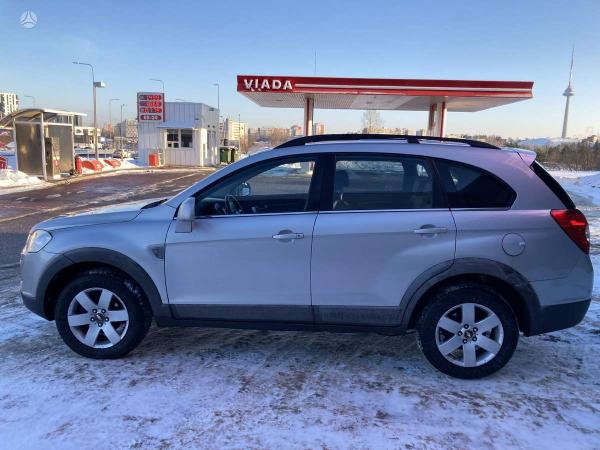 Pelēks Chevrolet Captiva 2008 Viļņa, ar dzinēja tilpumu 2.00 L un nobraukumu 320 tūkst. km par 2750 €, foto 7 vietnē AUTOMOTO.COM.LV