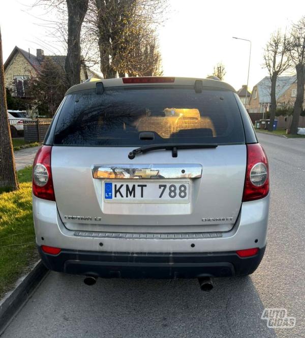 Grey Chevrolet Captiva 2008 in Siauliai, with an engine capacity of 2.00 L and mileage of 240 thousand km for 2550 €, photo 6 on AUTOMOTO.COM.LV
