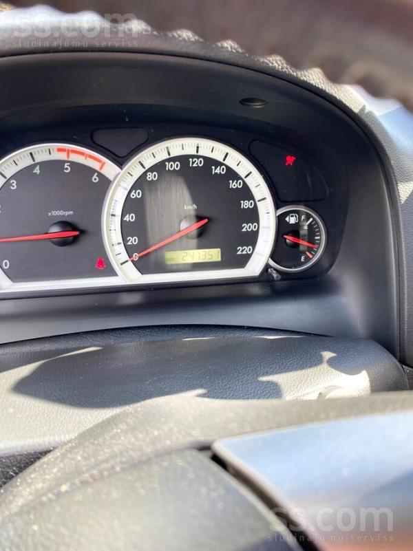 Pelēks Chevrolet Captiva 2008 Madona, ar dzinēja tilpumu 2.00 L un nobraukumu 242 tūkst. km par 3300 €, foto 6 vietnē AUTOMOTO.COM.LV
