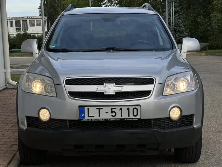 Grey Chevrolet Captiva 2008 in Riga, with an engine capacity of 2.00 L and mileage of 247 thousand km for 2300 €, photo 13 on AUTOMOTO.COM.LV