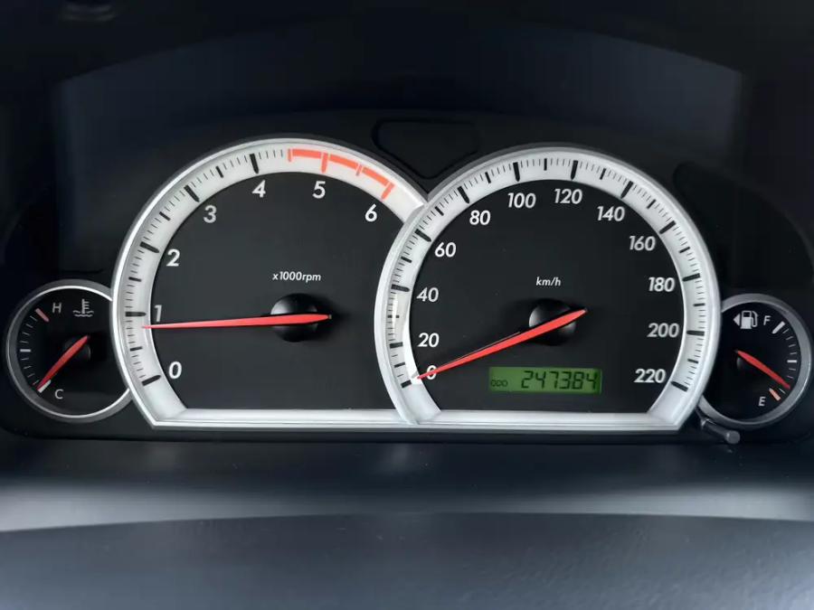 Grey Chevrolet Captiva 2008 in Riga, with an engine capacity of 2.00 L and mileage of 247 thousand km for 2300 €, photo 14 on AUTOMOTO.COM.LV