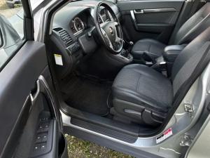Grey Chevrolet Captiva 2008 in Riga, with an engine capacity of 2.00 L and mileage of 247 thousand km for 2300 €, photo 19 on AUTOMOTO.COM.LV