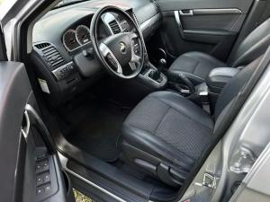 Grey Chevrolet Captiva 2008 in Riga, with an engine capacity of 2.00 L and mileage of 247 thousand km for 2300 €, photo 21 on AUTOMOTO.COM.LV