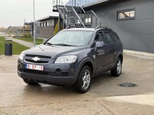 Grey Chevrolet Captiva 2008 in Riga, with an engine capacity of 2.00 L and mileage of 240 thousand km for 3990 €, photo  on AUTOMOTO.COM.LV