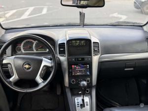 Grey Chevrolet Captiva 2008 in Vilnius, with an engine capacity of 2.00 L and mileage of 320 thousand km for 2600 €, photo 9 on AUTOMOTO.COM.LV