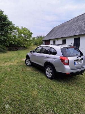 Grey Chevrolet Captiva 2008 in Vilnius, with an engine capacity of 1.99 L and mileage of 231 thousand km for 2650 €, photo 4 on AUTOMOTO.COM.LV