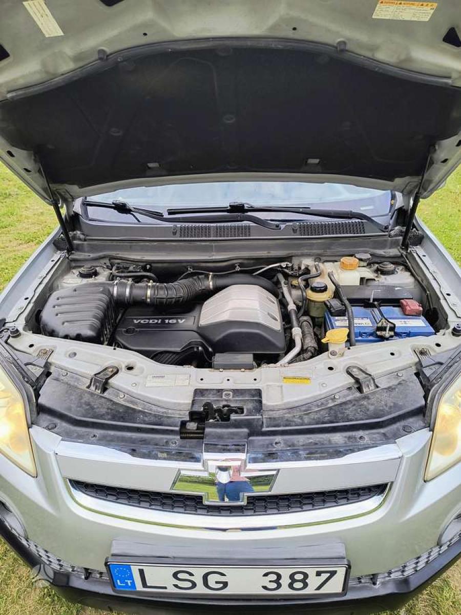 Grey Chevrolet Captiva 2008 in Vilnius, with an engine capacity of 1.99 L and mileage of 231 thousand km for 2650 €, photo 8 on AUTOMOTO.COM.LV