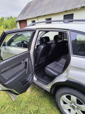 Grey Chevrolet Captiva 2008 in Vilnius, with an engine capacity of 1.99 L and mileage of 231 thousand km for 2650 €, photo 9 on AUTOMOTO.COM.LV