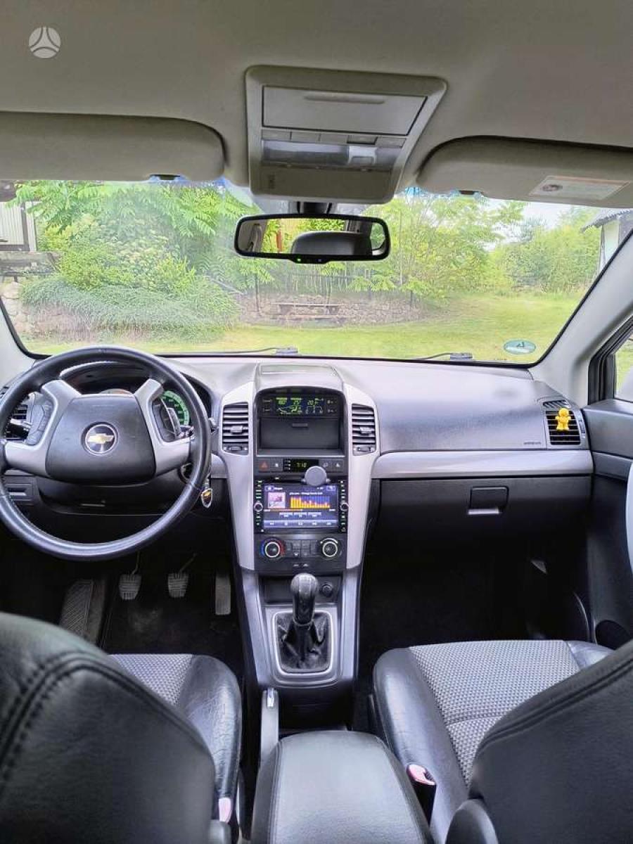 Grey Chevrolet Captiva 2008 in Vilnius, with an engine capacity of 1.99 L and mileage of 231 thousand km for 2650 €, photo 10 on AUTOMOTO.COM.LV