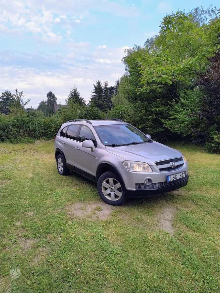 Grey Chevrolet Captiva 2008 in Vilnius, with an engine capacity of 1.99 L and mileage of 231 thousand km for 2650 €, photo 12 on AUTOMOTO.COM.LV