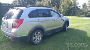 Grey Chevrolet Captiva 2008 in Bauska, with an engine capacity of 2.00 L and mileage of 265 thousand km for 1800 €, photo 3 on AUTOMOTO.COM.LV