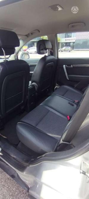 Grey Chevrolet Captiva 2008 in Vilnius, with an engine capacity of 2.00 L and mileage of 284 thousand km for 2700 €, photo 11 on AUTOMOTO.COM.LV