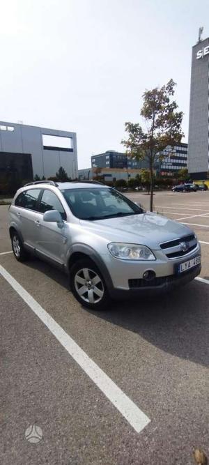 Grey Chevrolet Captiva 2008 in Vilnius, with an engine capacity of 2.00 L and mileage of 284 thousand km for 2700 €, photo 13 on AUTOMOTO.COM.LV