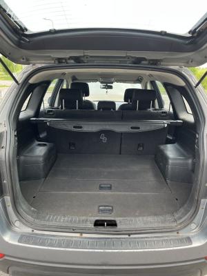 Pelēks Chevrolet Captiva 2009 Viļņa, ar dzinēja tilpumu 2.00 L un nobraukumu 246 tūkst. km par 2400 €, foto 13 vietnē AUTOMOTO.COM.LV
