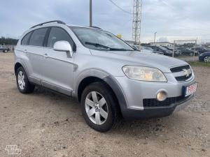 Pelēks Chevrolet Captiva 2009 Viļņa, ar dzinēja tilpumu 2.00 L un nobraukumu 270 tūkst. km par 2500 €, foto  vietnē AUTOMOTO.COM.LV
