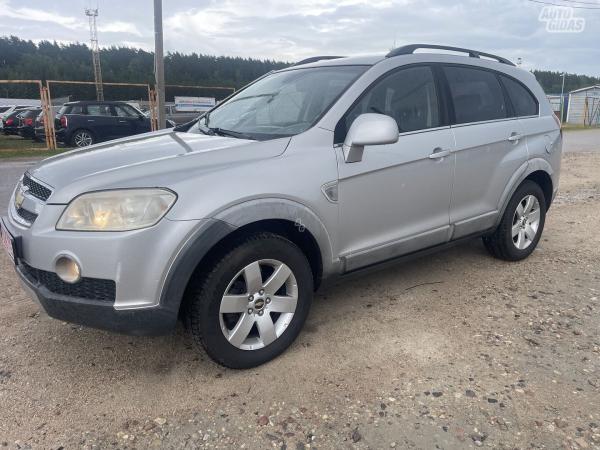 Pelēks Chevrolet Captiva 2009 Viļņa, ar dzinēja tilpumu 2.00 L un nobraukumu 270 tūkst. km par 2500 €, foto 5 vietnē AUTOMOTO.COM.LV