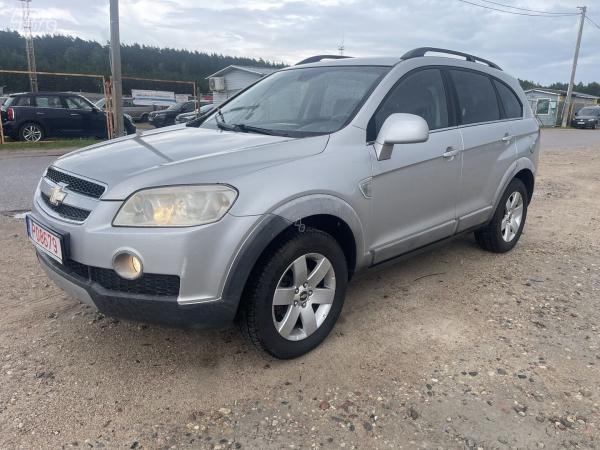 Pelēks Chevrolet Captiva 2009 Viļņa, ar dzinēja tilpumu 2.00 L un nobraukumu 270 tūkst. km par 2500 €, foto 6 vietnē AUTOMOTO.COM.LV