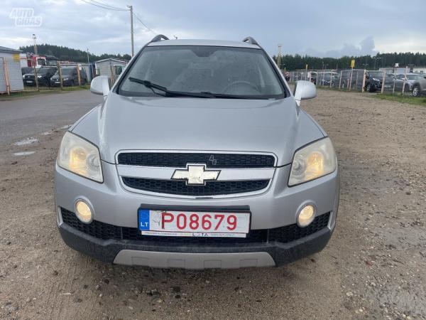 Pelēks Chevrolet Captiva 2009 Viļņa, ar dzinēja tilpumu 2.00 L un nobraukumu 270 tūkst. km par 2500 €, foto 8 vietnē AUTOMOTO.COM.LV