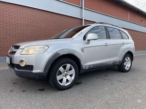 Grey Chevrolet Captiva 2009 in Vilnius, with an engine capacity of 0.00 L and mileage of 280 thousand km for 2950 €, photo 6 on AUTOMOTO.COM.LV