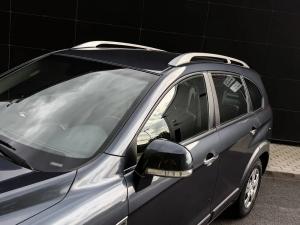Grey Chevrolet Captiva 2009 in Jelgava, with an engine capacity of 2.00 L and mileage of 143 thousand km for 4900 €, photo 9 on AUTOMOTO.COM.LV