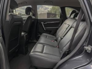 Grey Chevrolet Captiva 2009 in Jelgava, with an engine capacity of 2.00 L and mileage of 143 thousand km for 4900 €, photo 13 on AUTOMOTO.COM.LV