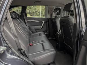Grey Chevrolet Captiva 2009 in Jelgava, with an engine capacity of 2.00 L and mileage of 143 thousand km for 4900 €, photo 16 on AUTOMOTO.COM.LV