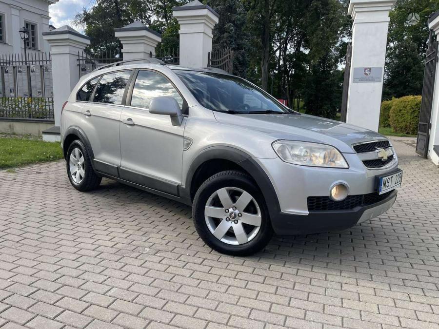 Pelēks Chevrolet Captiva 2009 Viļņa, ar dzinēja tilpumu 2.00 L un nobraukumu 280 tūkst. km par 2950 €, foto 9 vietnē AUTOMOTO.COM.LV