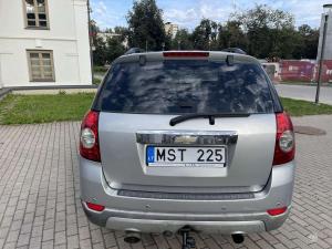 Pelēks Chevrolet Captiva 2009 Viļņa, ar dzinēja tilpumu 2.00 L un nobraukumu 280 tūkst. km par 2950 €, foto 12 vietnē AUTOMOTO.COM.LV