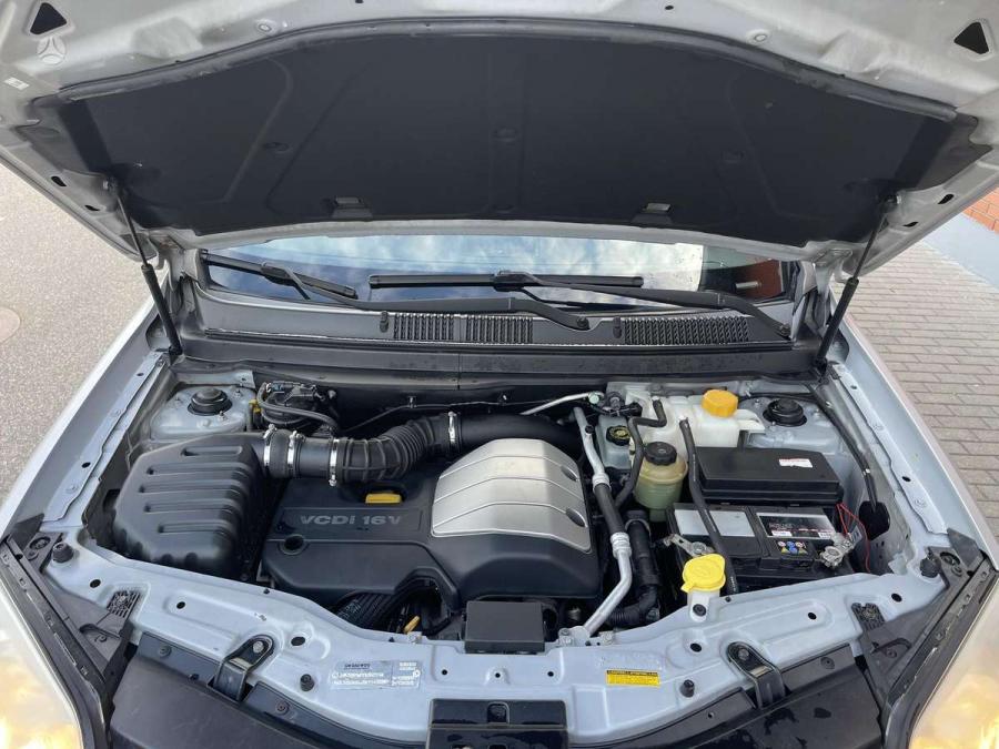 Pelēks Chevrolet Captiva 2009 Viļņa, ar dzinēja tilpumu 2.00 L un nobraukumu 280 tūkst. km par 2950 €, foto 30 vietnē AUTOMOTO.COM.LV