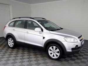 Grey Chevrolet Captiva 2009 in Tallinn, with an engine capacity of 2.00 L and mileage of 296 thousand km for 1399 €, photo  on AUTOMOTO.COM.LV