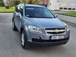 Pelēks Chevrolet Captiva 2010 Jēkabpils, ar dzinēja tilpumu 2.00 L un nobraukumu 164 tūkst. km par 4190 €, foto 3 vietnē AUTOMOTO.COM.LV